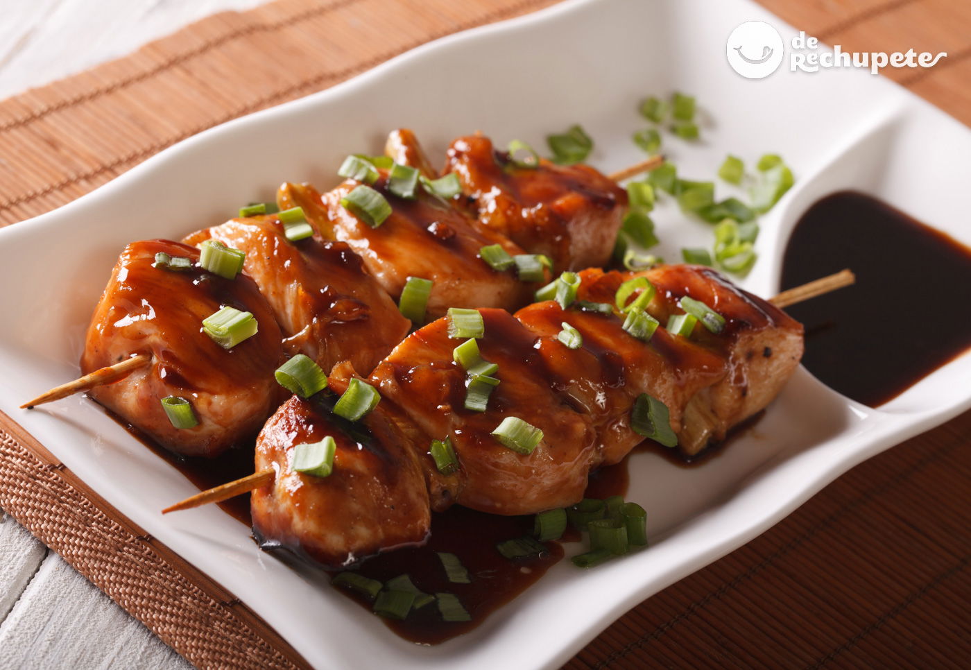 Salsa Yakitori. ¿Qué es y cómo prepararla en casa para tus brochetas de pollo? - De Rechupete