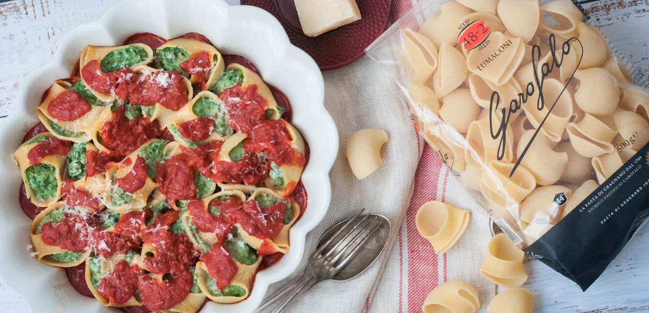 Lumaconi rellenos con espinacas y ricota - De Rechupete