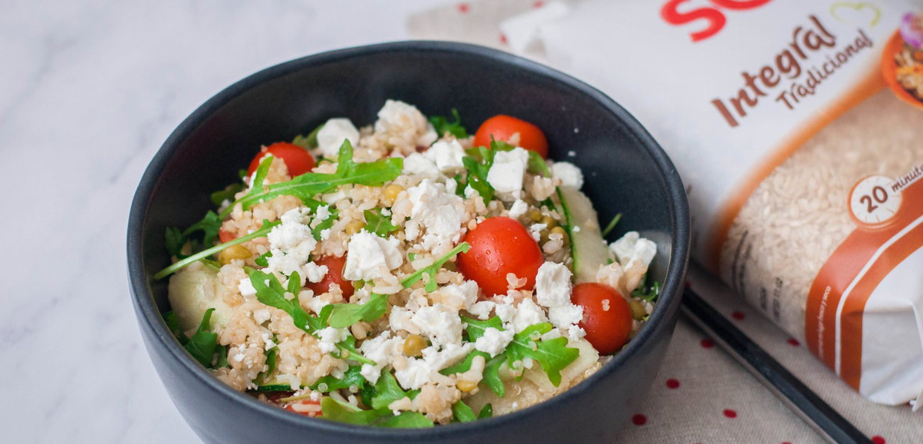 Ensalada de arroz integral con quinoa - De Rechupete