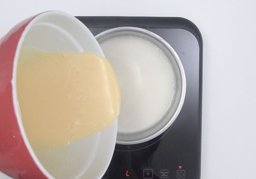 Cómo hacer crema frangipane. Crema pastelera con almendras - De Rechupete