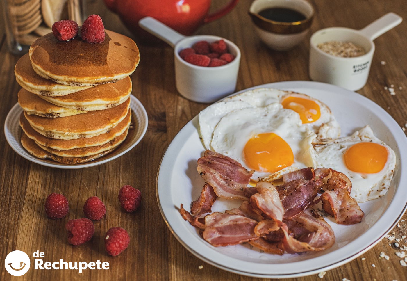 Cómo hacer un desayuno americano: pancakes, bacon y huevos - De Rechupete