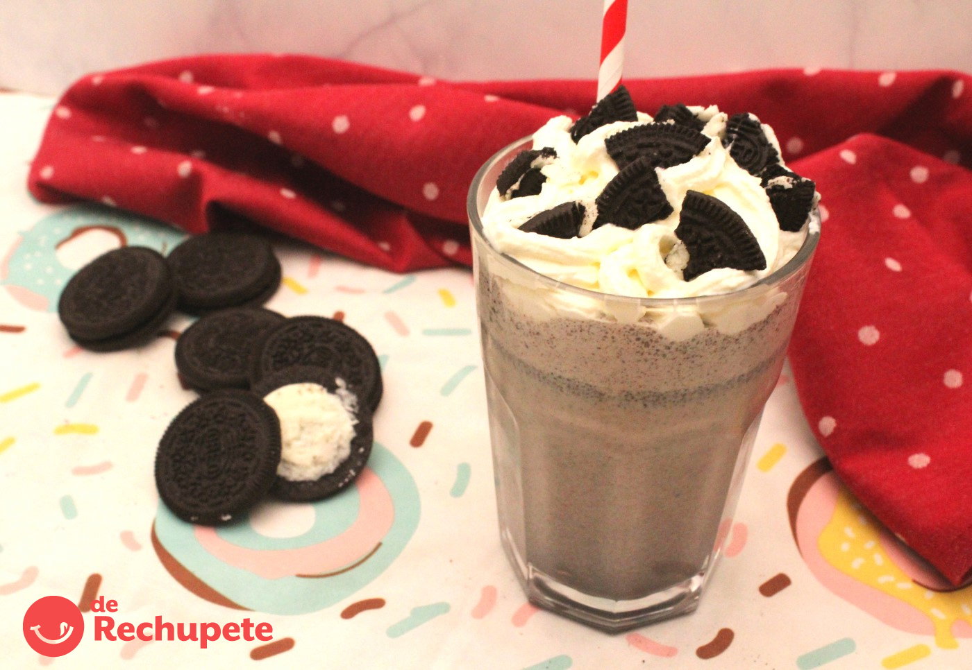 Milkshake de galletas oreo. El batido perfecto con galleta y helado