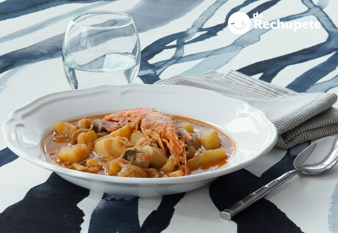 Caldereta de pescado y marisco. Una receta de toma pan y moja